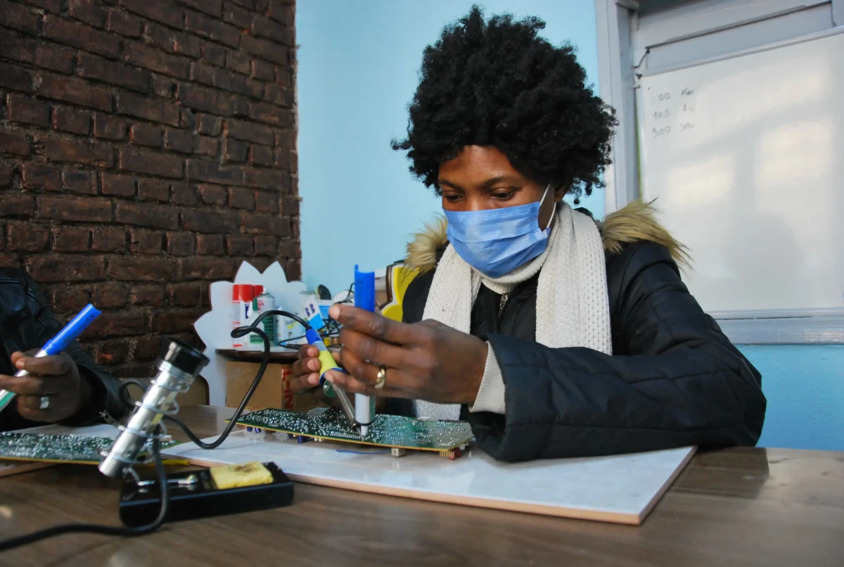 Solar Age: Empowering Refugee Women through Solar Energy in Turkey ...